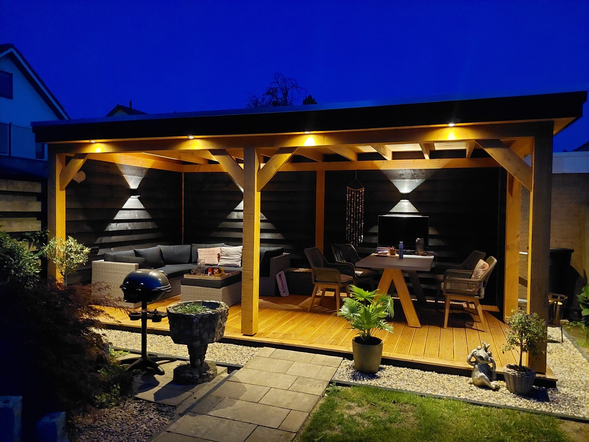 59. Overkapping met verlichting – JR Overkappingen